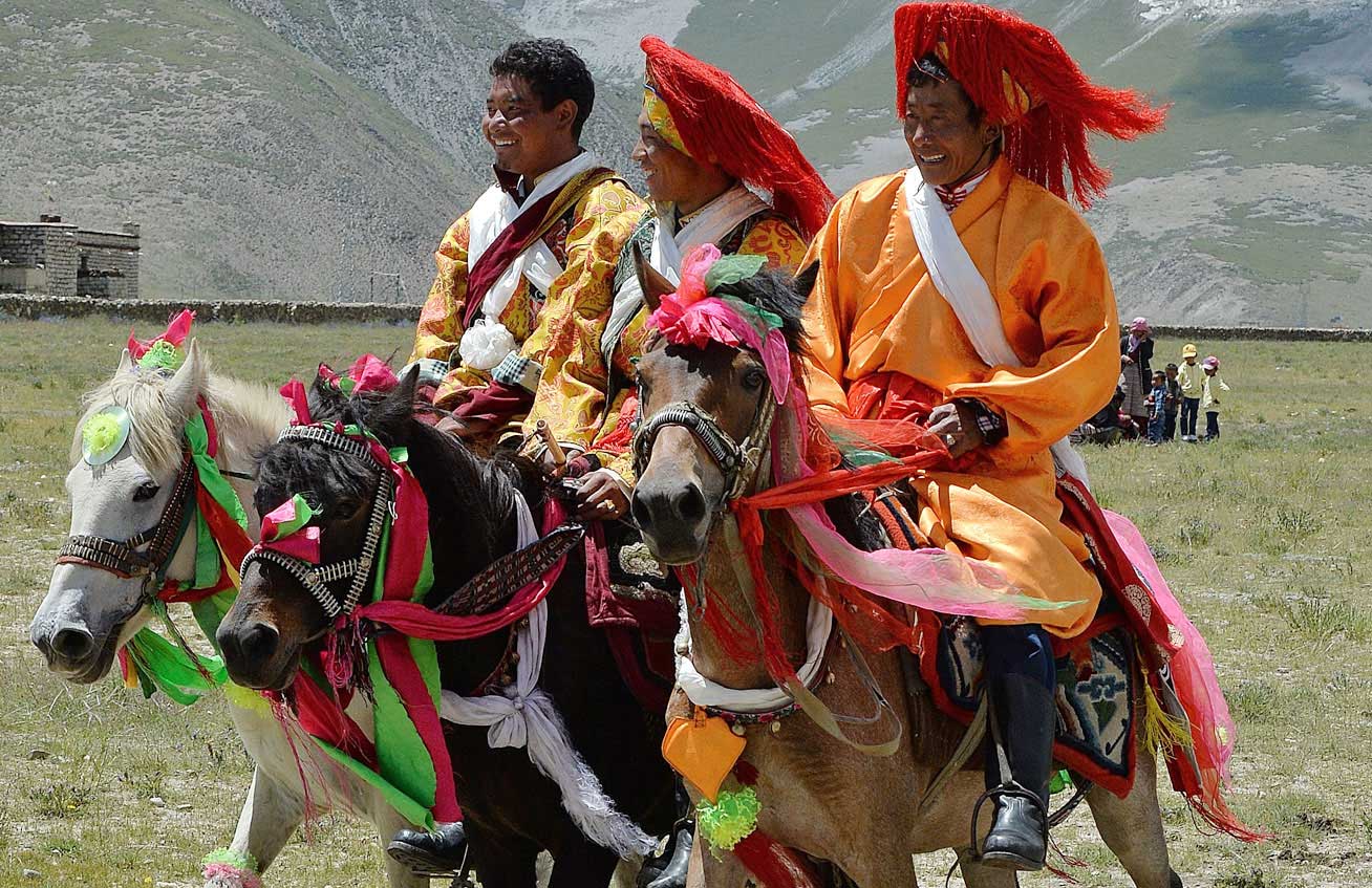 Essential Tibet